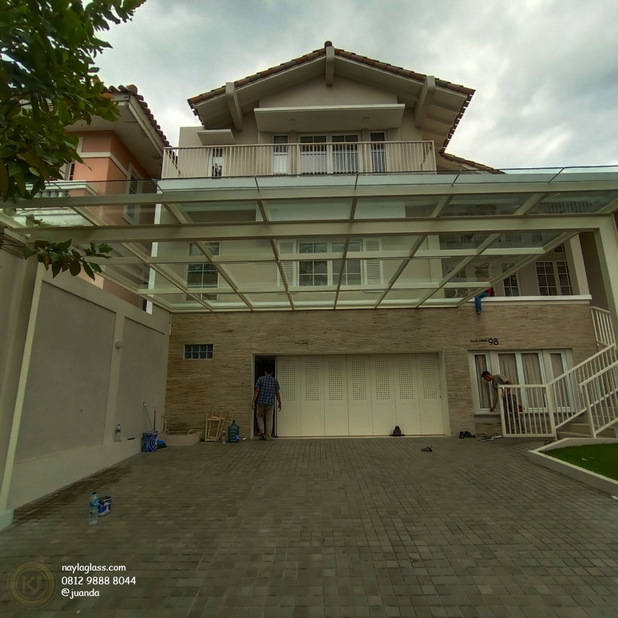 Atap Kanopi Kaca Tempered Minimalis - NAYLA GLASS